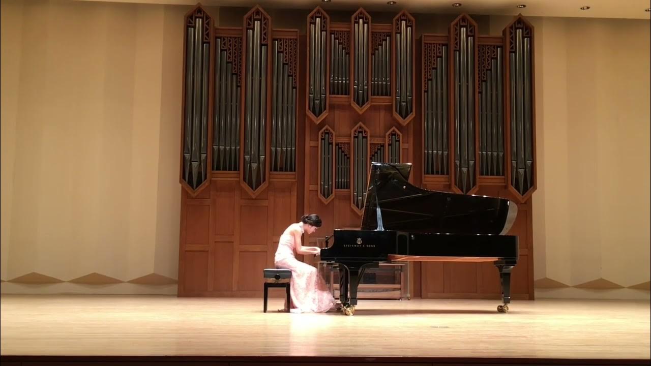 (Soojin)Ravel - Valses Nobles et Sentimentales - IV Assez animé - YouTube