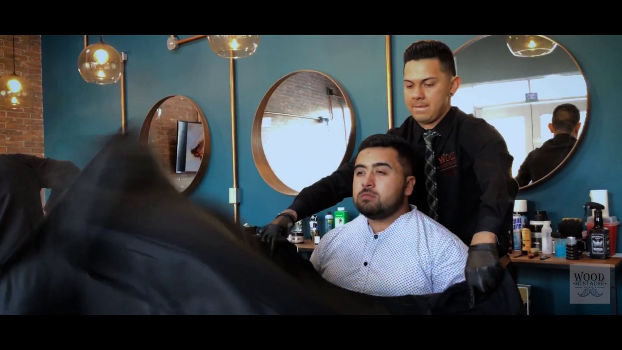 Wood Mustache Barbería - YouTube