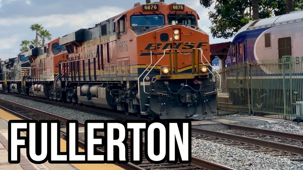 [4K] Railfanning at Fullerton (BNSF & Amtrak) - YouTube