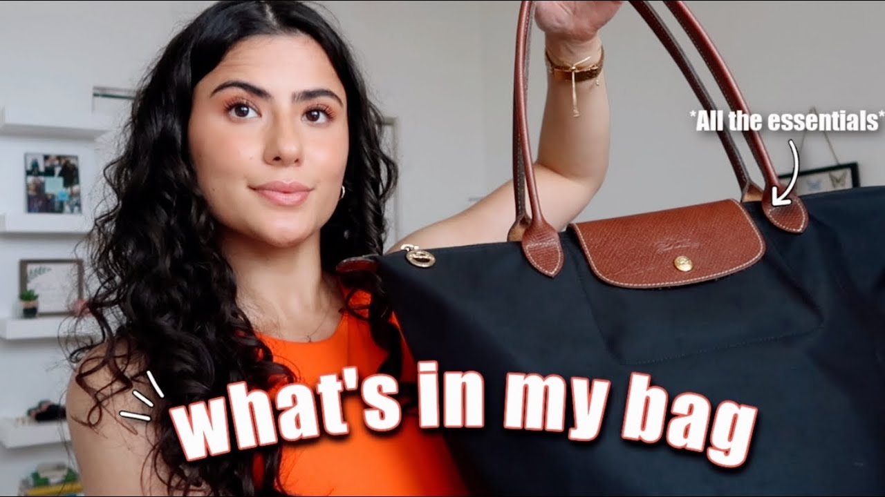 WHAT'S IN MY BAG 2021 | Victoria Gabriela - YouTube