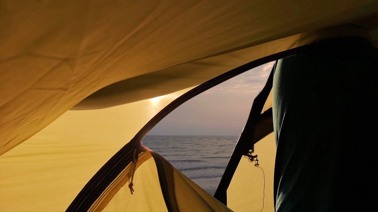 Camping in The Beach & Camping Sound | Camp on The Beach Listening to ...