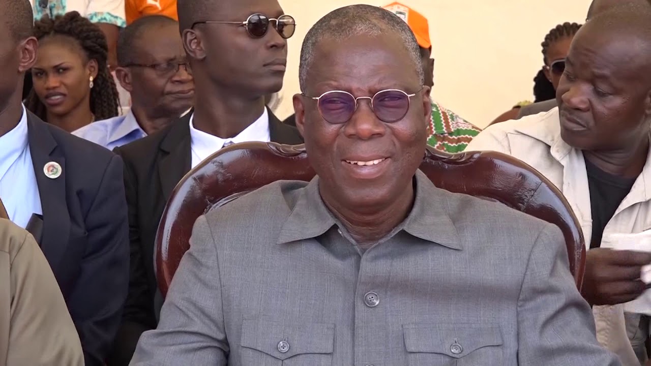 Politique : Le maire de M'Batto installé à la tête du conseil municipal ...