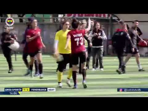 Amed Sportif Faaliyetler ile Fenerbahçe maçında saha karıştı! Polis müdahale etti!