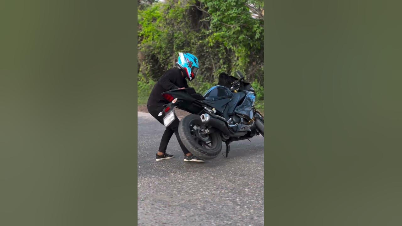 R15v4 back Riden😏#shorts 😙#shorts - YouTube