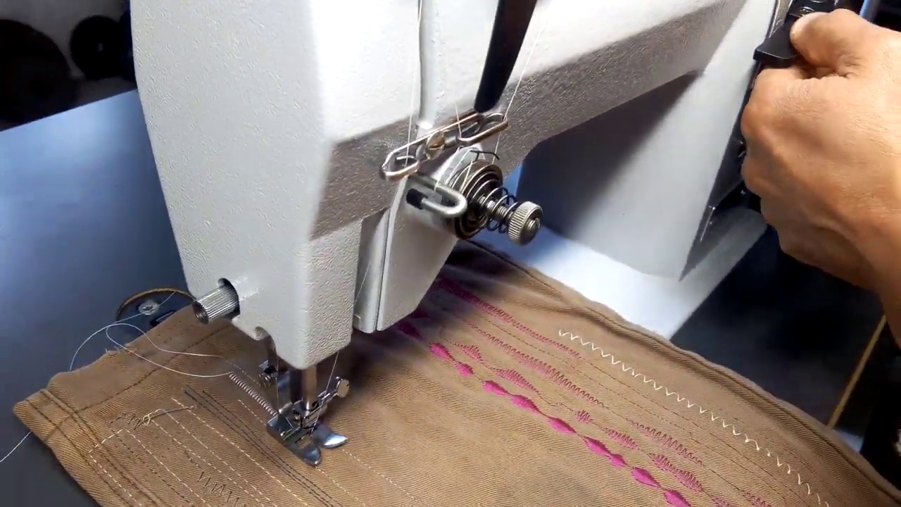 Singer 20u (20u53) - Point de bourdon / Satin stitch 1/2 (Max & Shed ...