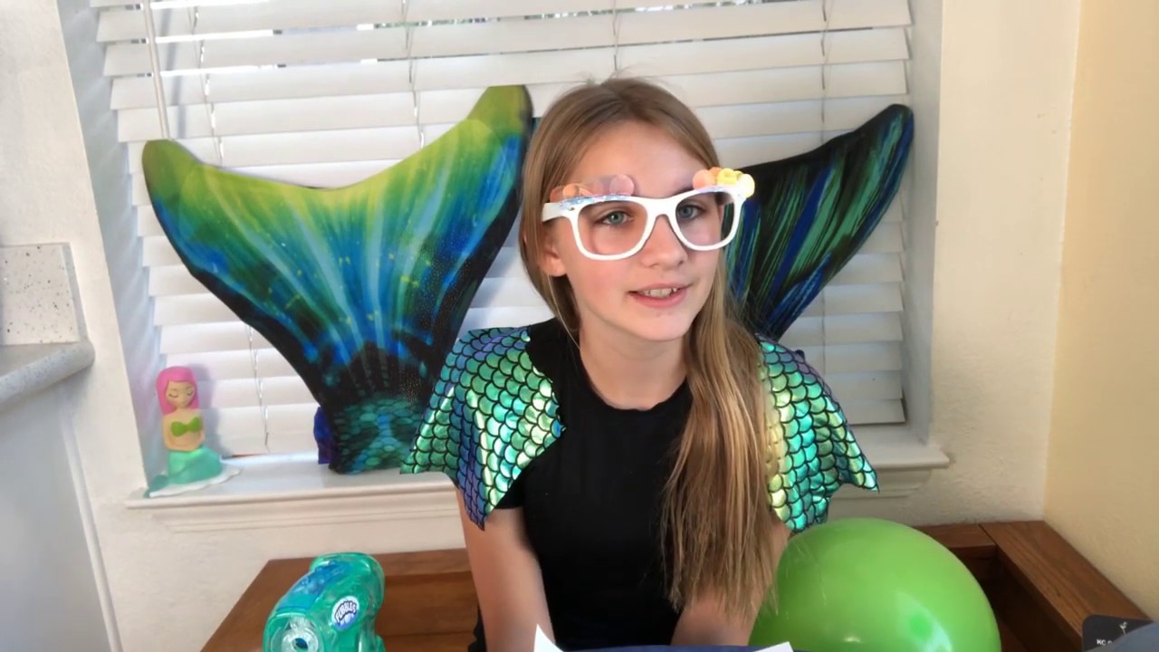 Live with MERMAID RADIA | Theekholms - YouTube