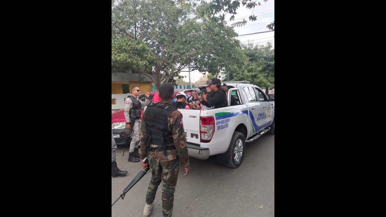 Cabote acabo con todo en pastor bella vista - YouTube