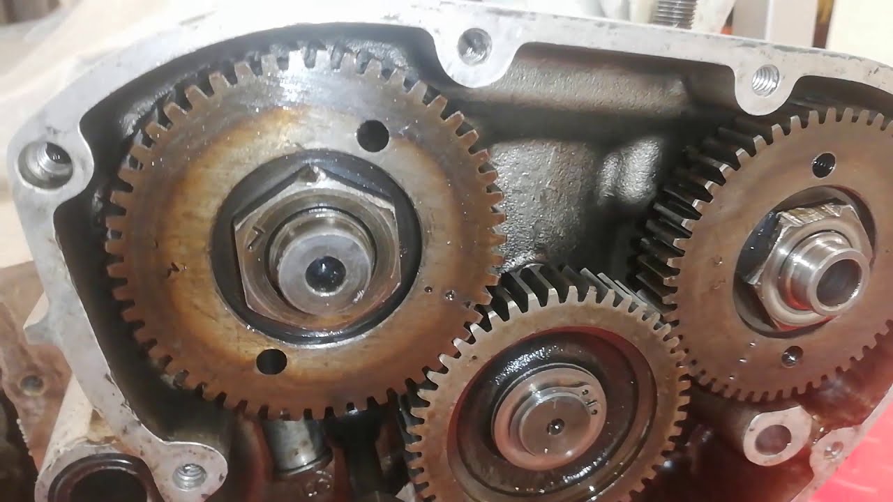 Triumph Trident T160 Engine Rebuild. Part 8 Removing the Timing Pinions ...