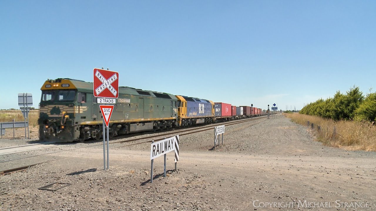 7902V Container Train From Mildura With G539 & BL30 (11/1/2023 ...