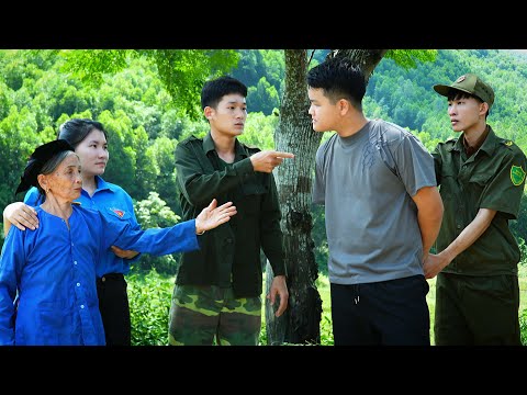 Man helps 70-year-old woman - But her reaction breaks his heart | Ha Duong TV