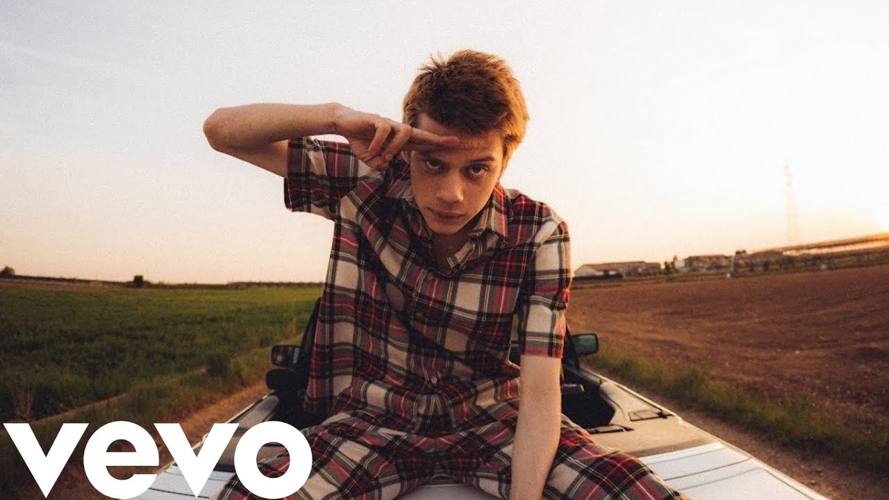 Leon Faun - Profezia Freestyle (Official Music Video) - YouTube