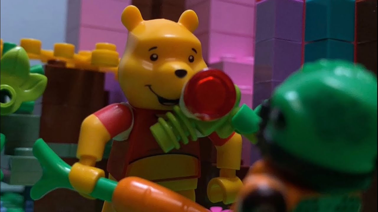 LEGO Winnie the Pooh: Alien Invasion - YouTube