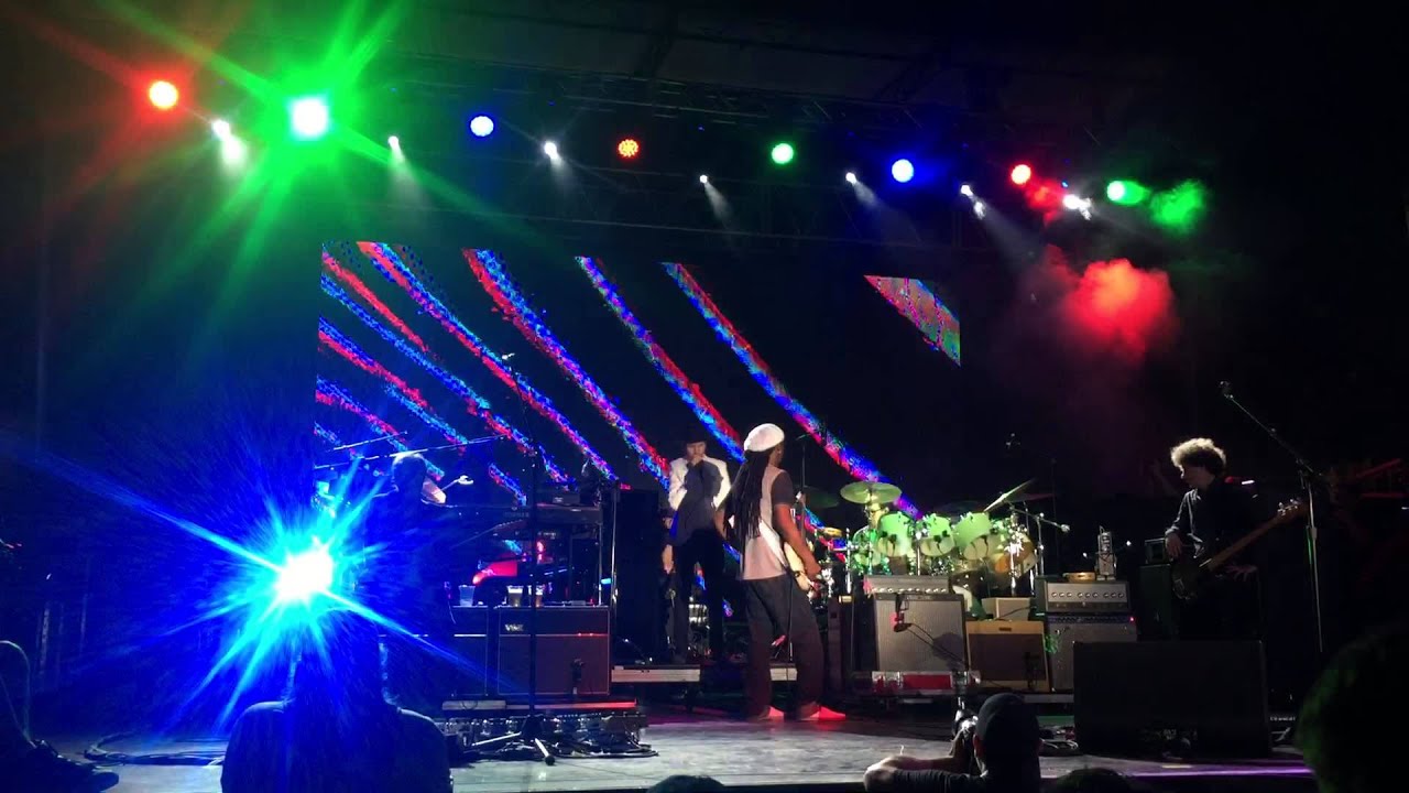 Beck, Nile Rodgers - Upside Down Closeout Jam - FOLD Festival 2015 ...
