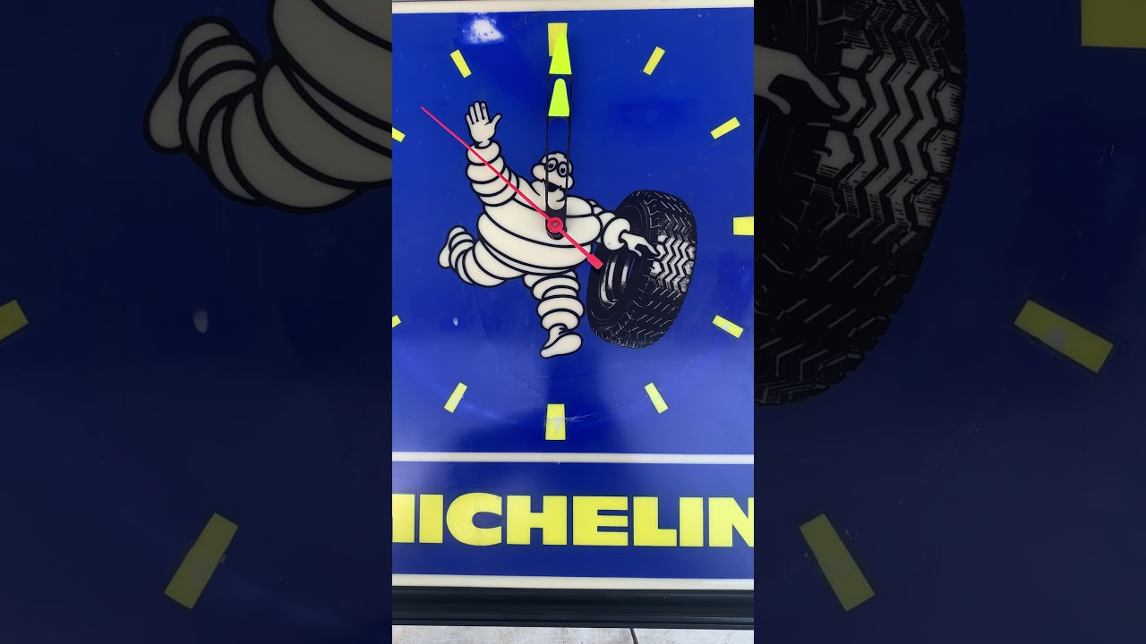 Vintage Duralite / Dura Lite Bib the Michelin Man Lighted Tire Clock ...