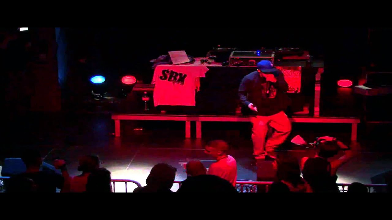 Slizzer - Full Beatbox Showcase - YouTube