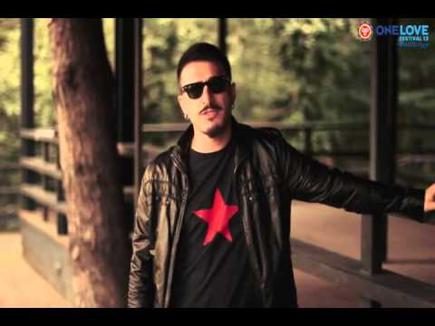 Redd - Yolunda Gitmeyen Adam (akustik)