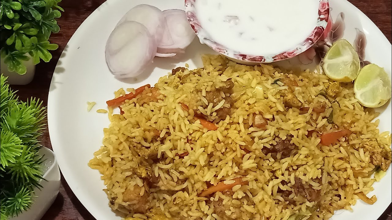 Street style chicken 🍗 fried rice with normal rice //chaya's kitchen ...