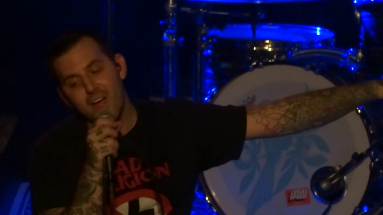 Bayside - Landing Feet First (LIVE 9/7/2017) - YouTube