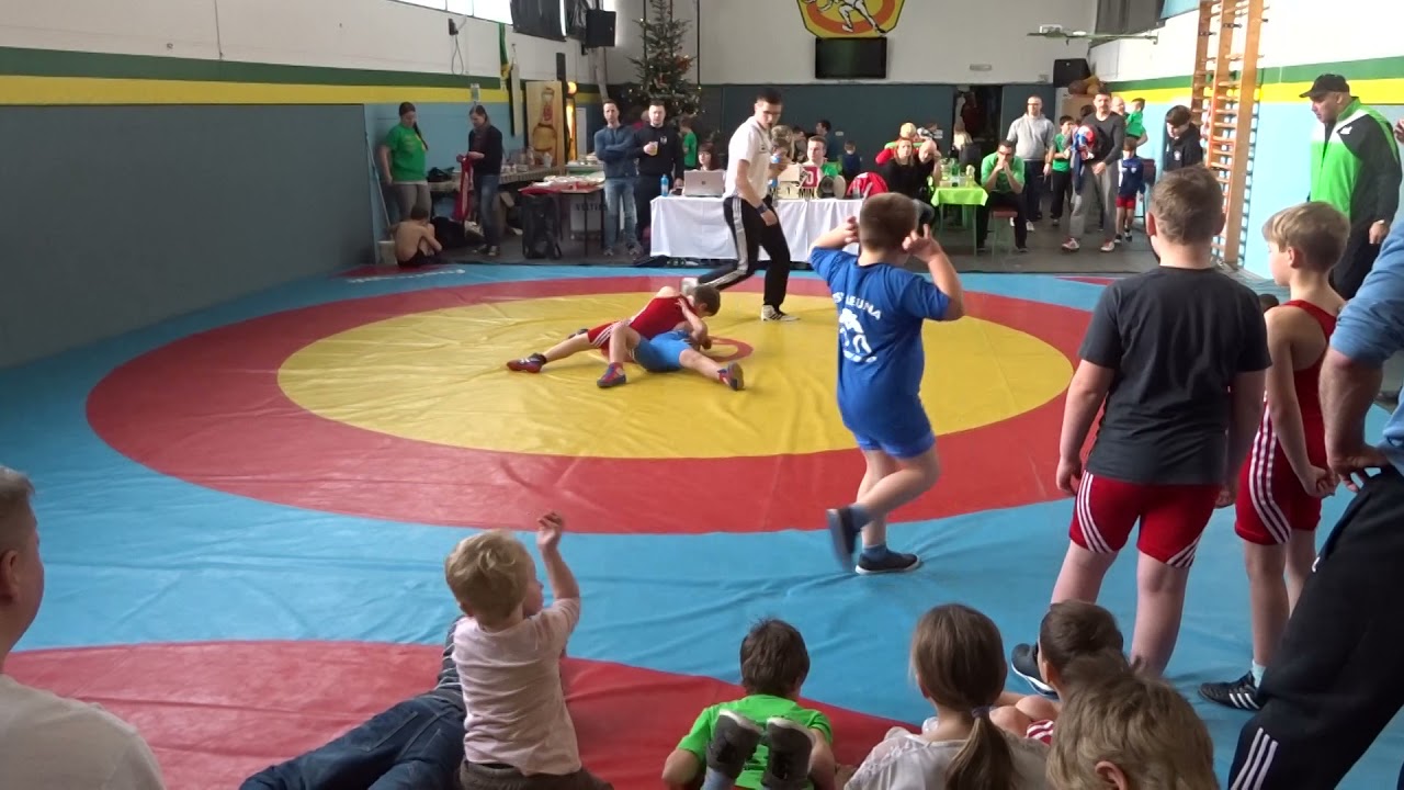Arda Özuyaman (SV Halle) - Leon Krolik (KAV Mansfelder Land) E-Jug 38kg ...