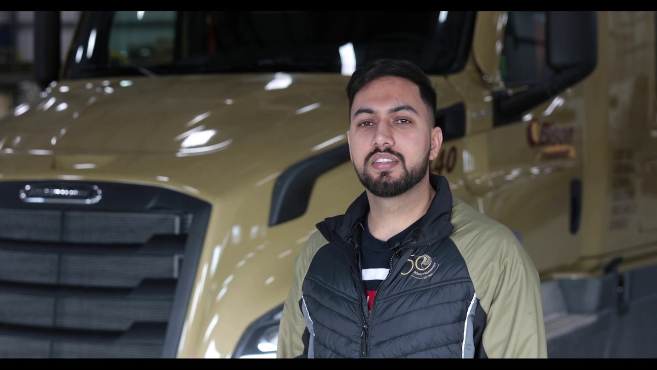 2020 Freightliner Cascadia with Detroit Assurance 5.0 Truck Tour - YouTube