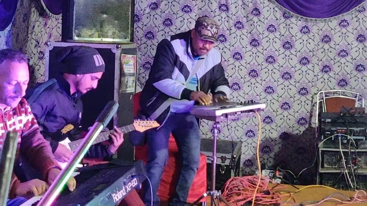 Rudra Band Shimla || Live Show || Entry Song || Chura ke Dil Mera ...