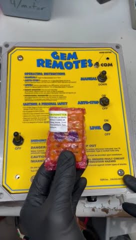 GEM Remotes learning 6230 transmitter to GR1-GR4A 2000 TO 2006 UNIT ...