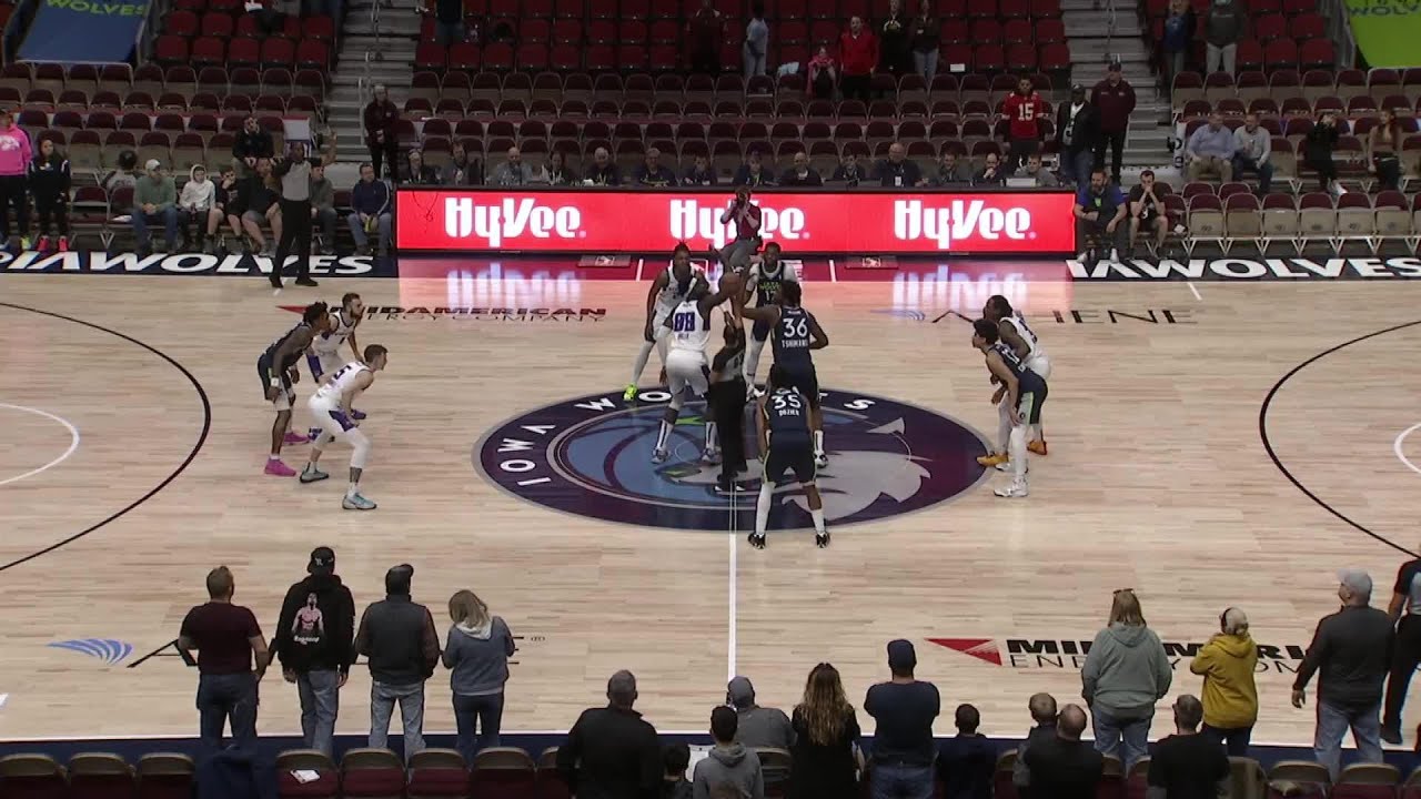 2/13/2023 - Iowa Wolves vs. Stockton Kings - YouTube