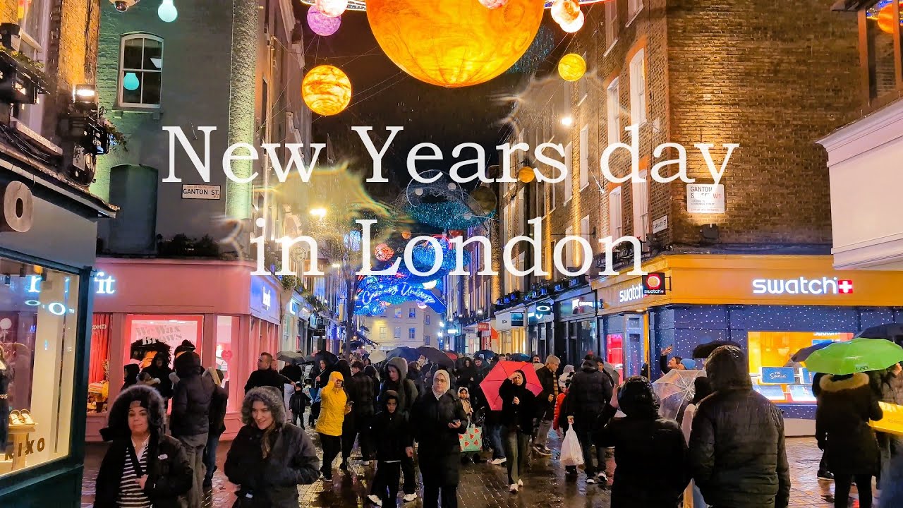 New Year's Day in London: A Festive Stroll Through the City 🇬🇧 - YouTube