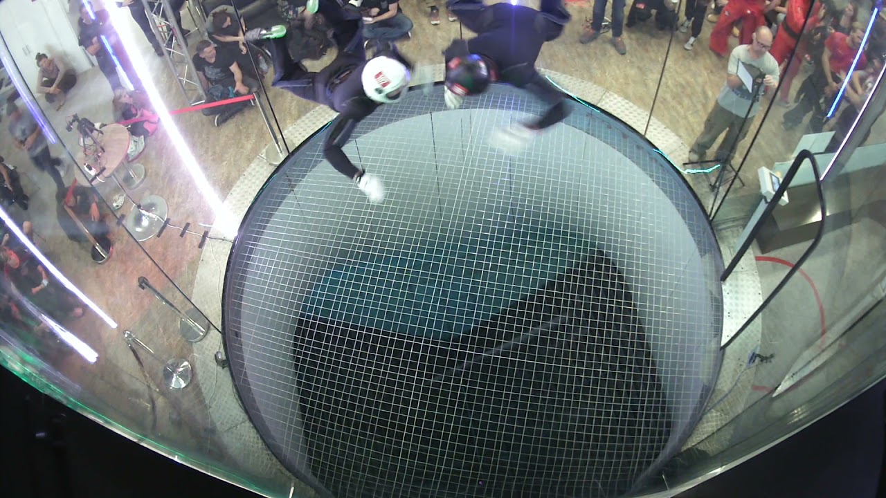 Indoor SM 2021 Air W front R 10 - YouTube