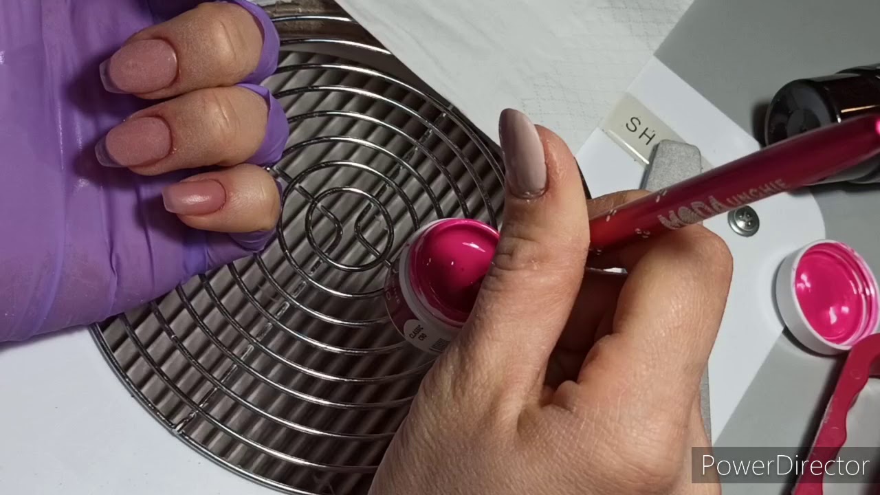 French muretto con #holo glitter sottovetro #french #lafemme - YouTube