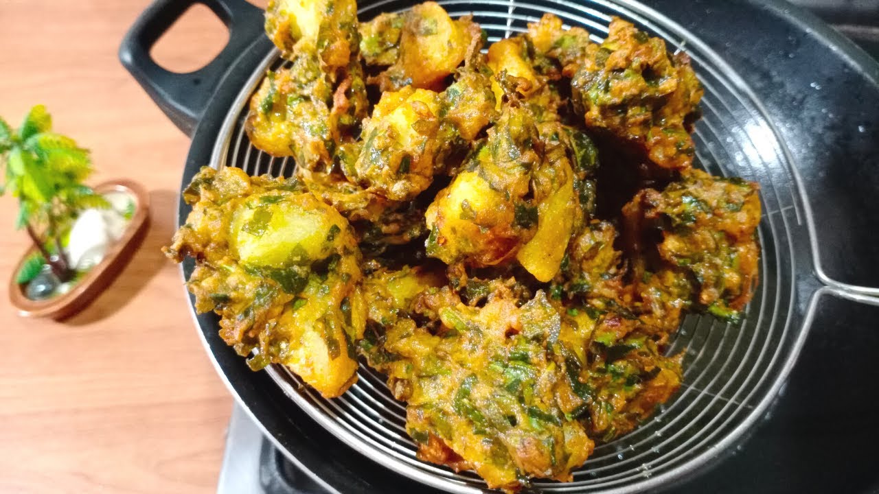 Crispy Crunchy Spicy Pakoray | Ramadan Special Recipe - YouTube