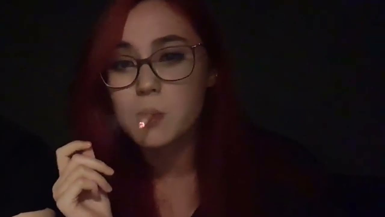 Beautiful Jadeyanh Smoking 13 - YouTube