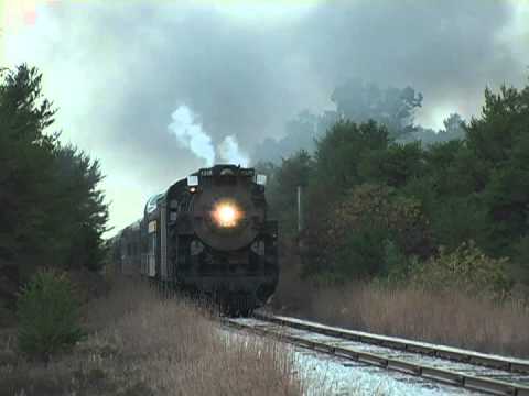1225 with N&W 611 whistle 2007 - YouTube