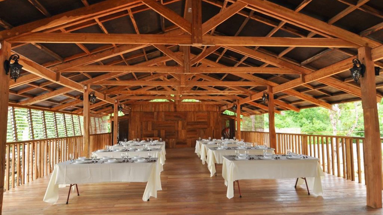 Boffo Resort - Loon - Philippines - YouTube