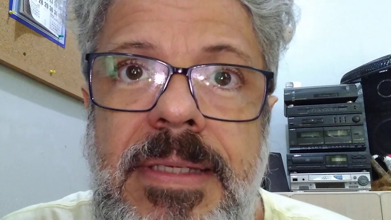 Poema para quem gosta de poesia de Nicolas Behr. - YouTube