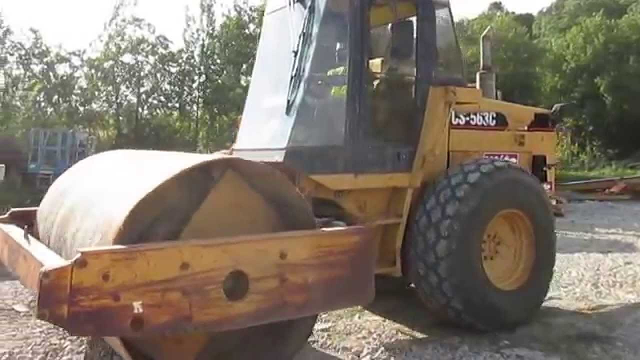 CAT CS563 Roller - YouTube