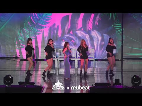[Live Cam] CHUNG HA - Intro+LOVE U, 청하 - Intro+LOVE U,, Korean Music Wave DMCF 2018
