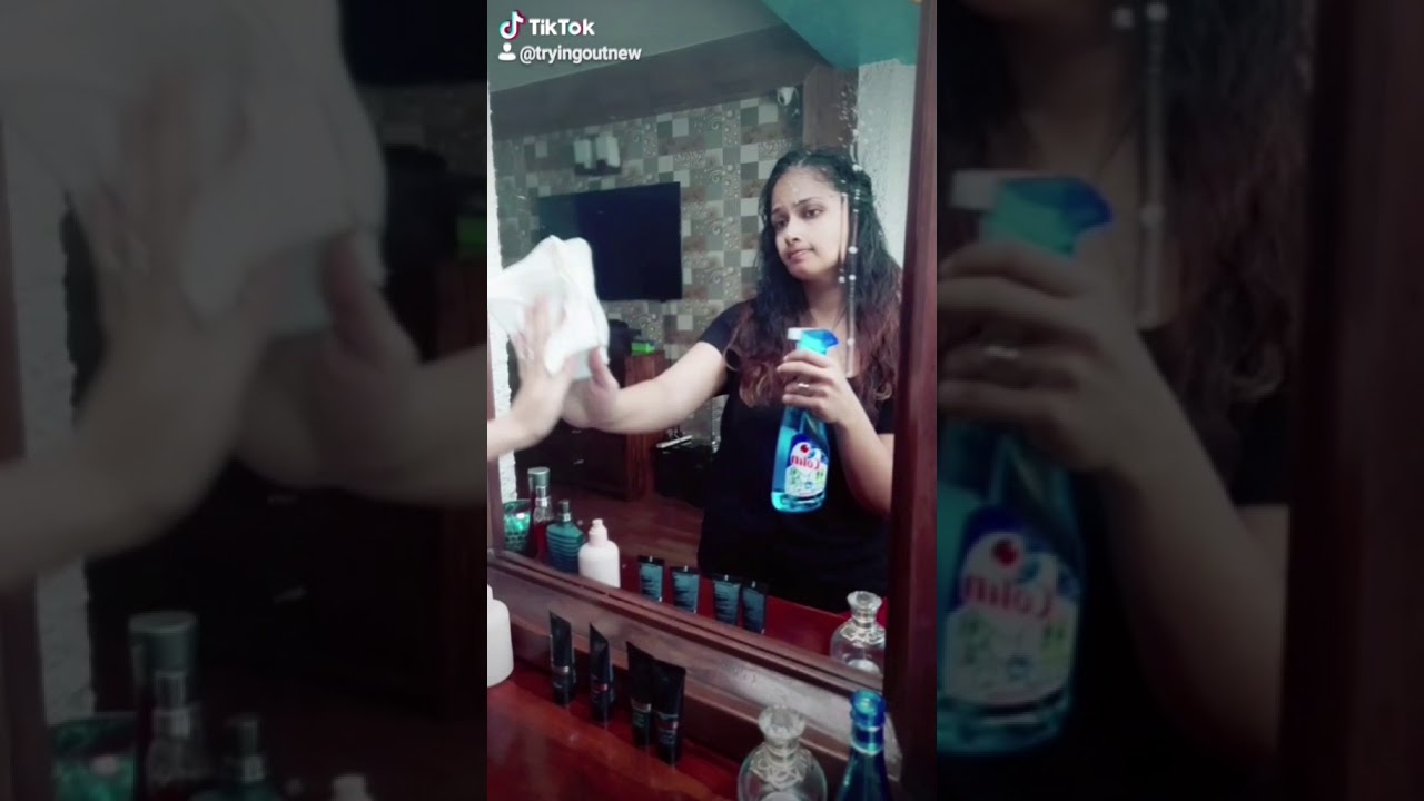 Tiktok @tryingoutnew/ Tiktok Wipe it Down Mirror Challenge / Mirror ...