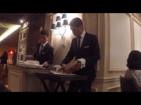 Peking Duck Carving, Peking Garden, Hong Kong
