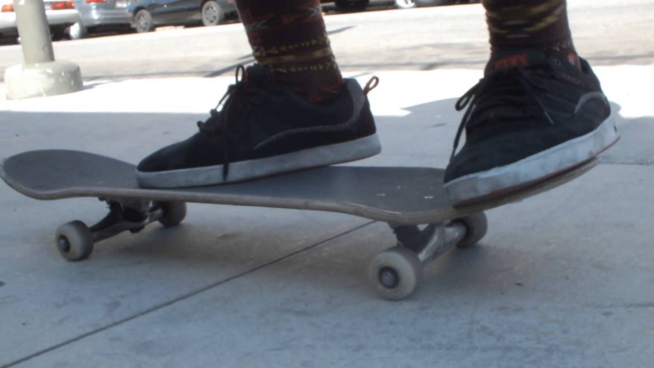 TRICK TIP: 360 Pop Shove-It || WITH: Kevin Sanchez - YouTube