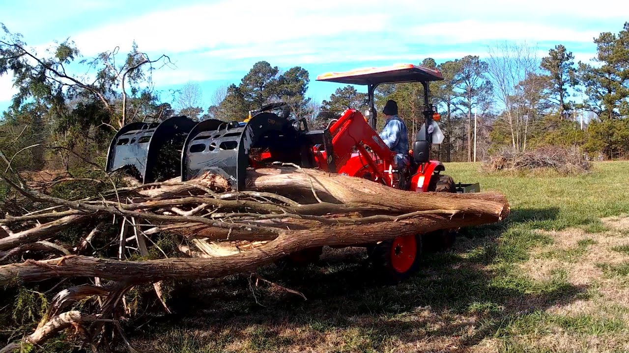 Arctic Blast, Trees Down. Kioti and Grapple to the rescue. - YouTube
