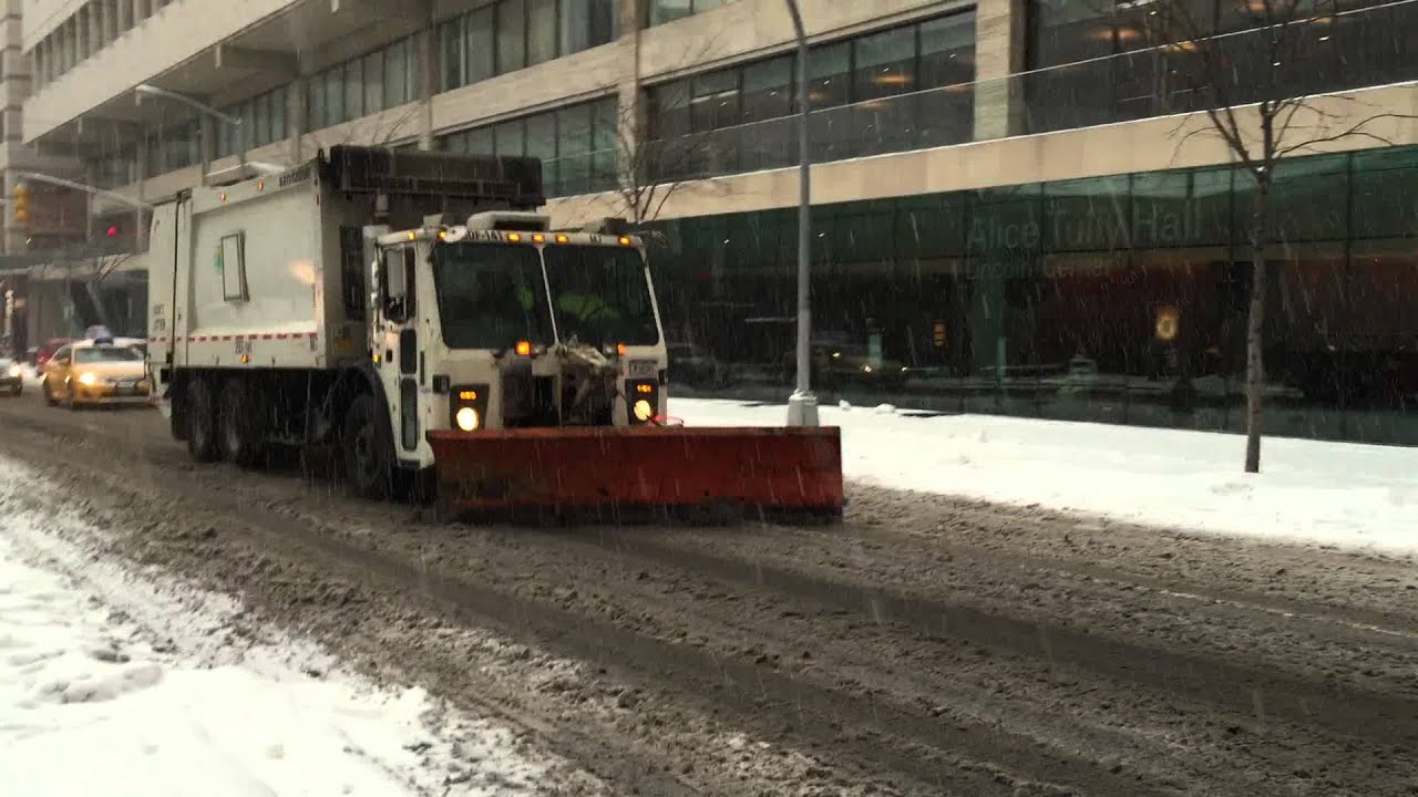 DSNY, NEW YORK CITY DEPARTMENT OF SANITATION, SNOW PLOW DOING IT ON W ...