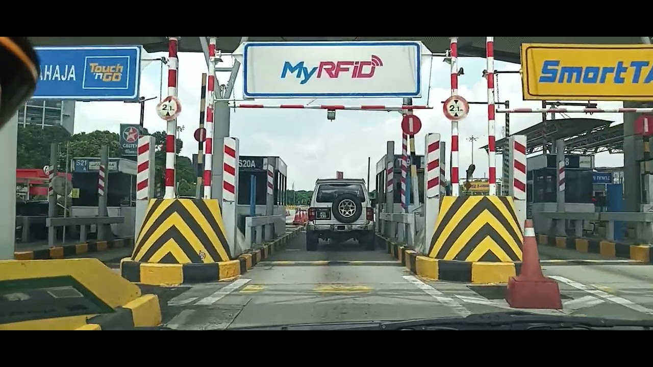 Going to LDP Bridge and KESAS Highway - YouTube