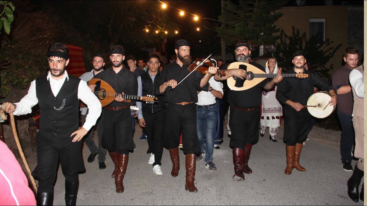 ΣΕΡΙΑΝΙ ΜΑΝΤΙΝΑΔΑΣ ΜΕ ΤΟ ΜΑΡΤΣΑΚΗ ΣΤΑ ΣΟΚΑΚΙΑ ΤΗΣ ΚΑΣΤΑΜΟΝΙΤΣΑΣ - YouTube