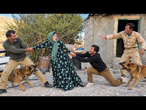 💥 A clash between Ramin and Ostad; Ostad wants to take Zolfa away from the farm!🤔