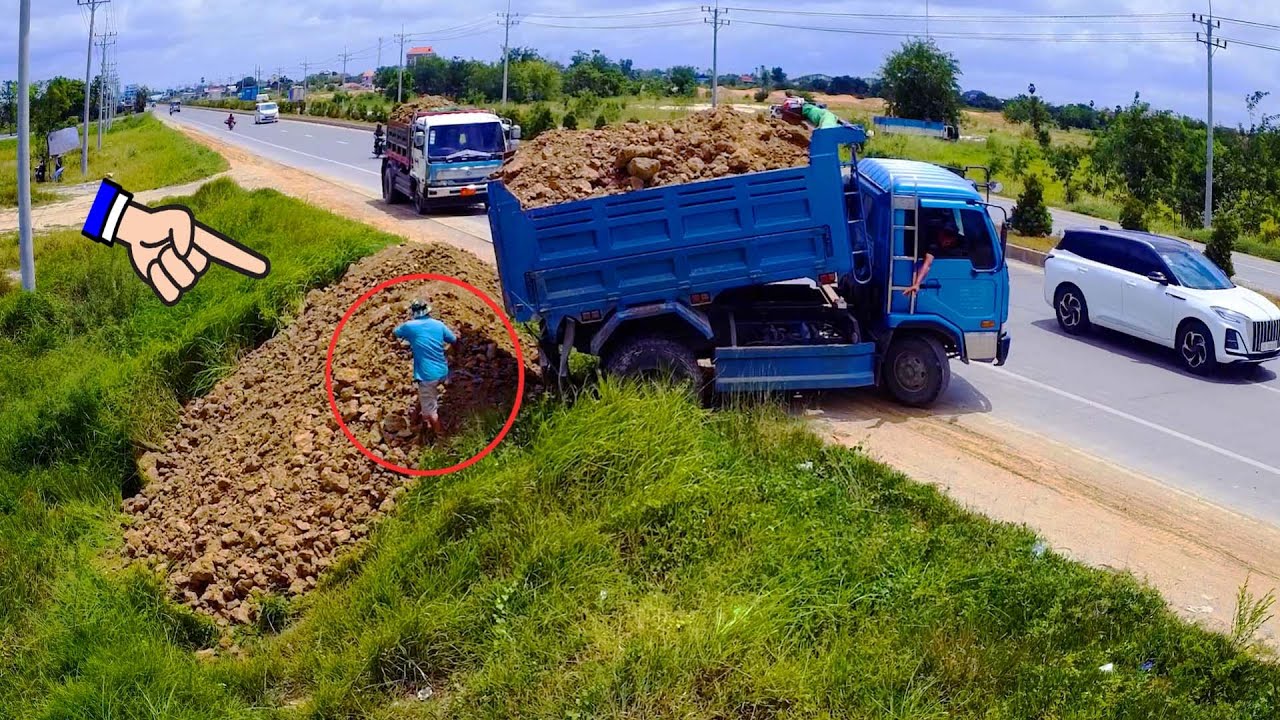 Wow Scary Work!! Transforming a Landfill Dumping & Dozer in Action ...