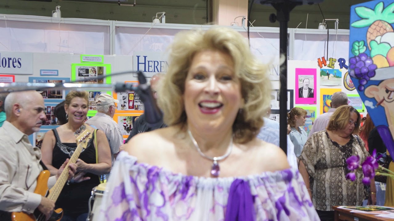 Daysi Celia y Luis Serrano"Guantanamera" - YouTube