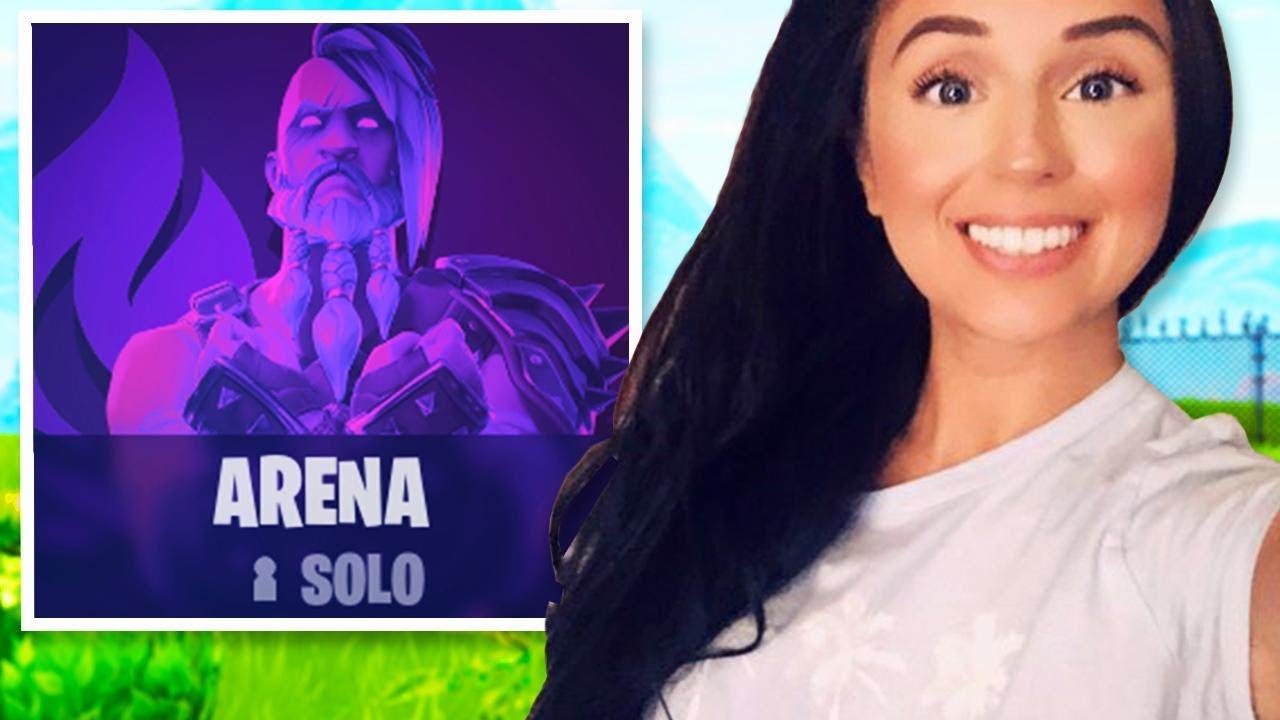 GIRL ARENA SOLO CONSOLE FORTNITE LIVE GAMEPLAY! - YouTube