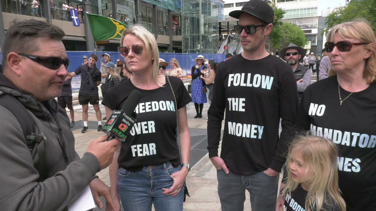 A Family that Rallies Together - Dresses Together - Perth Freedom Day ...