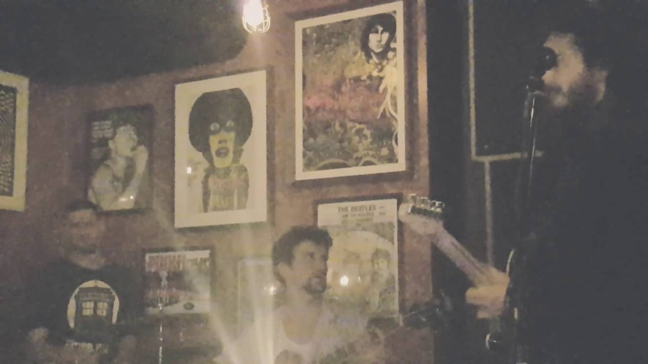 CONTINENTAL ROBERT SUSZ with The Mojo Bojos - YouTube